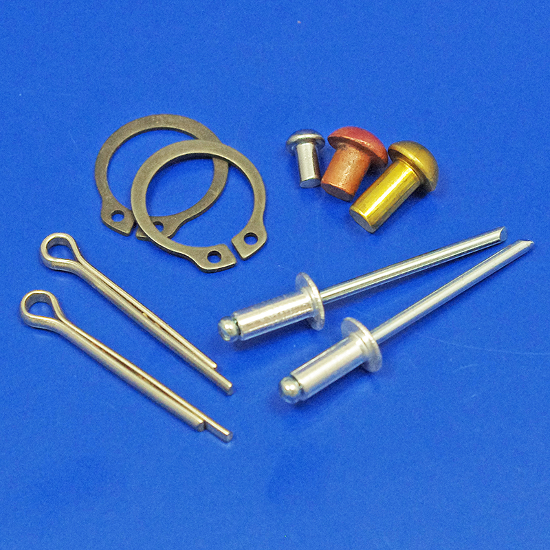 Fixings | Complete Automobilist